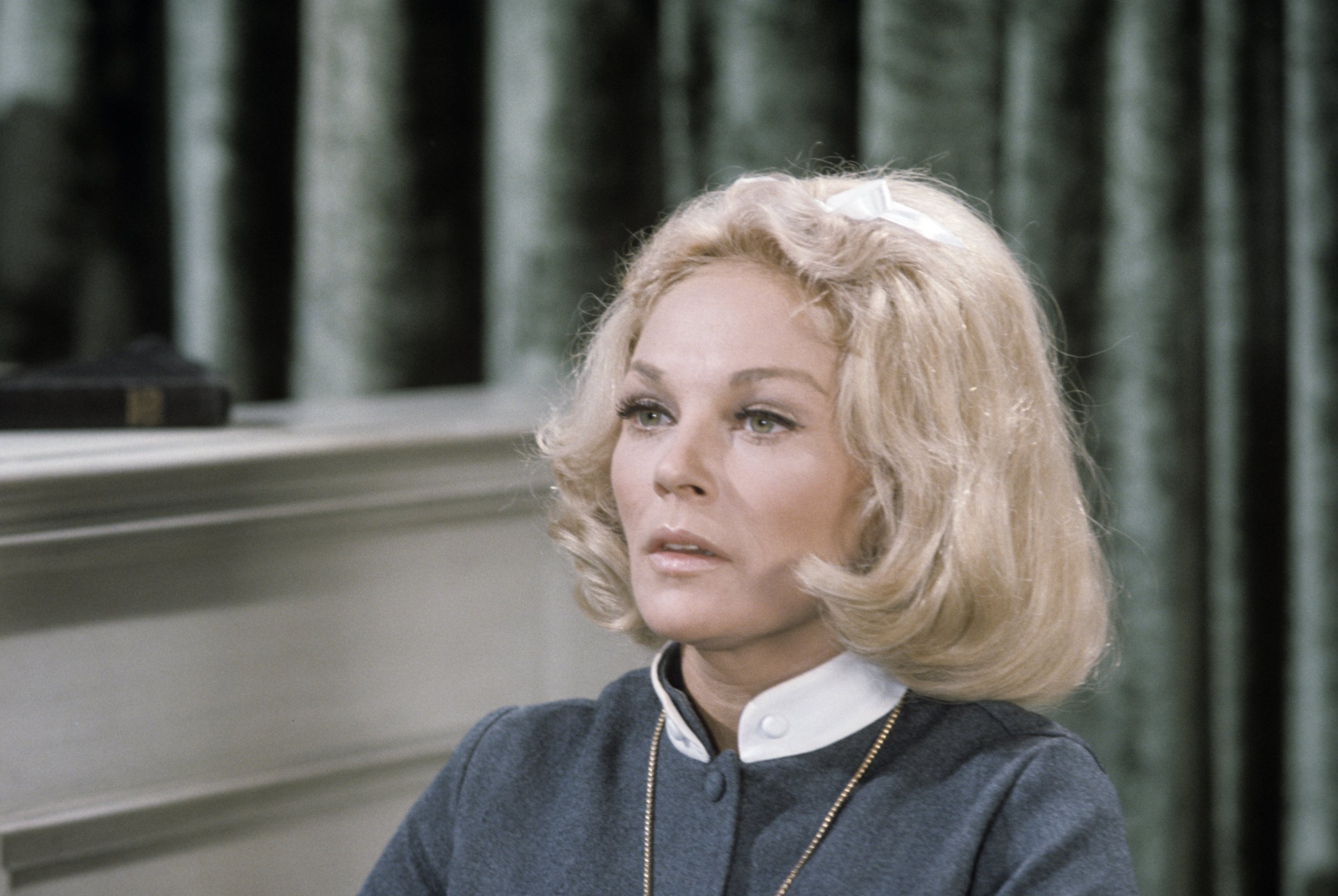 Actress Elizabeth MacRae, known for her roles in soap operas and TV ...