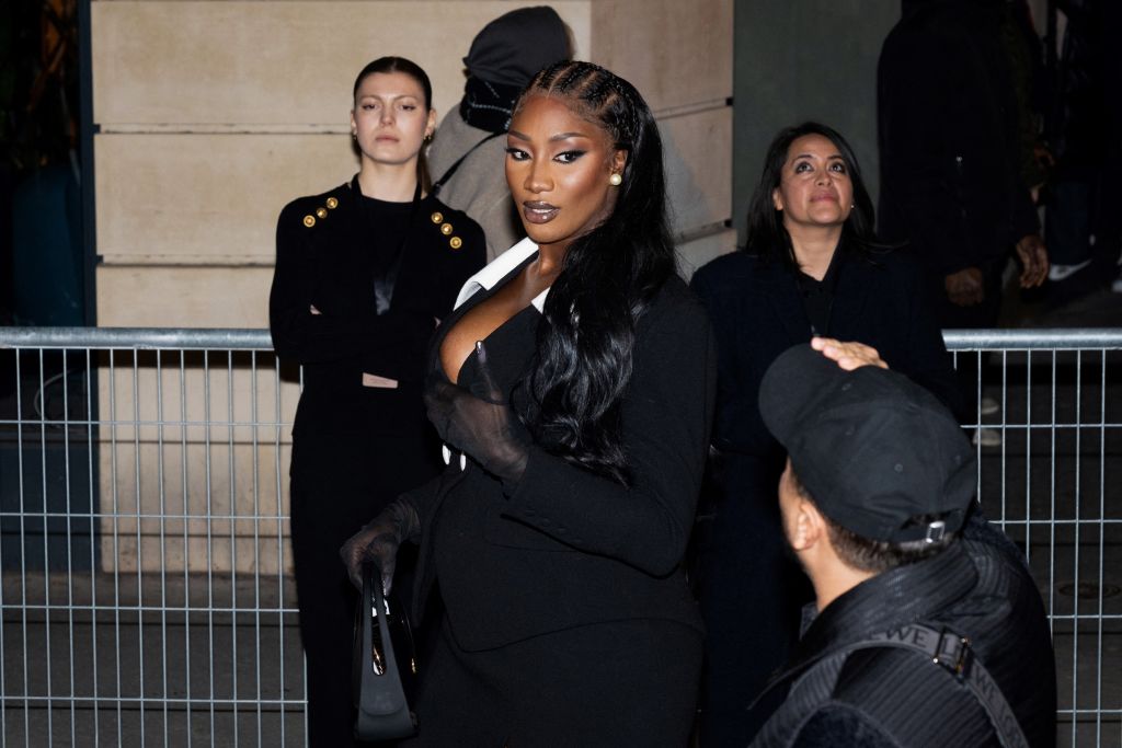 French singer Aya Nakamura received praise for her performance at the ...